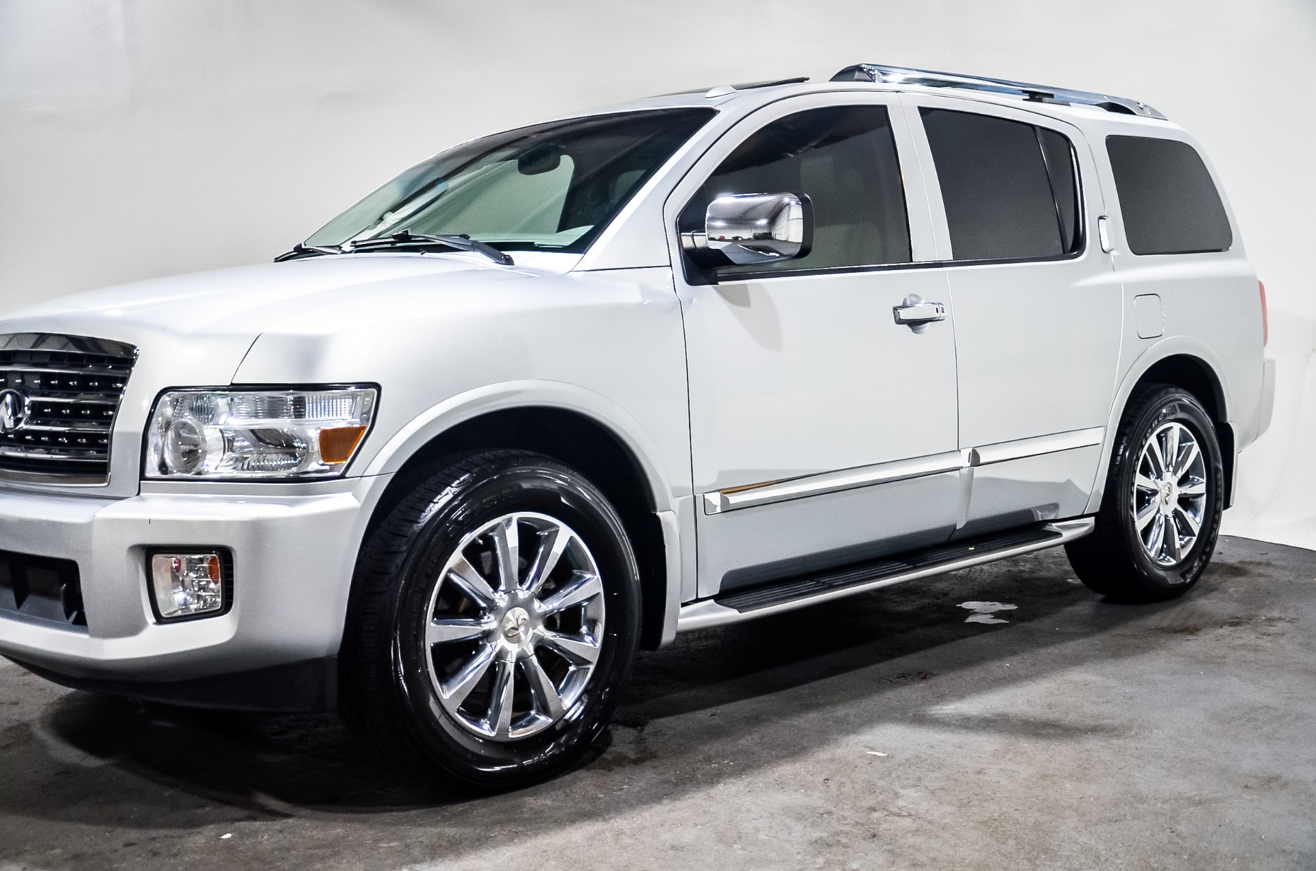 2010 Infiniti Qx56 White